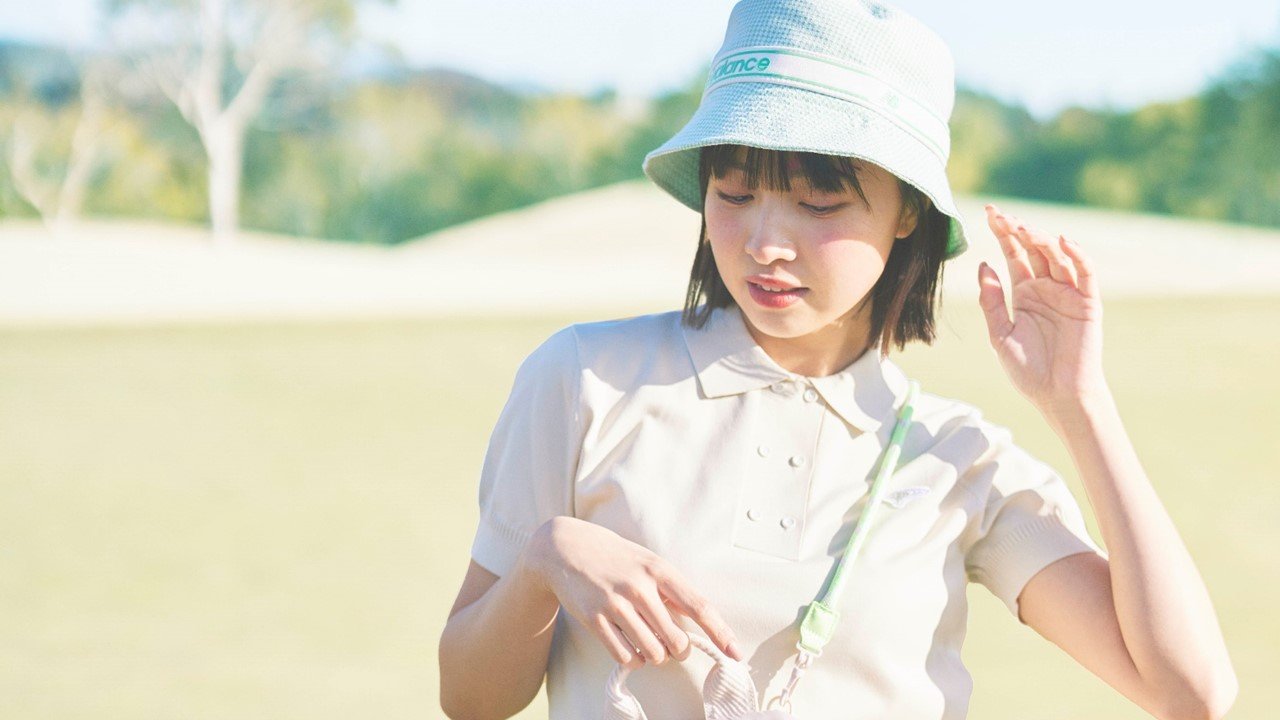 【ar golf】ニュアンスカラーでゴルフ場イチバンの透明感を♡ 普段着でもアリなベージュコーデが色っぽかわいい | arweb（アールウェブ）