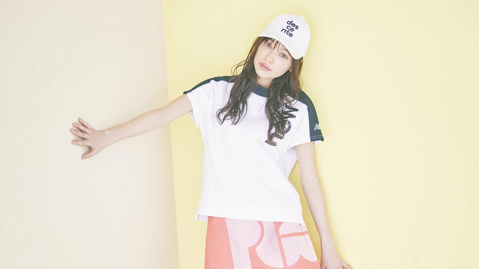 【ar golf】ピーチなカラーがかわいいミニスカ♡ プリっとコーデでテンションもスコアも上げて♡ | arweb（アールウェブ）