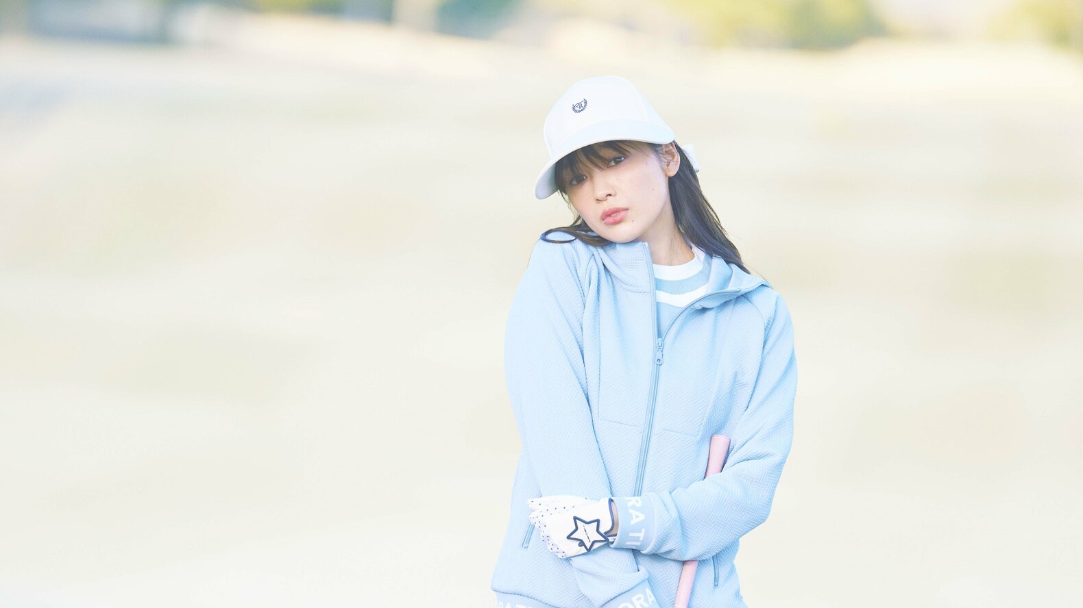 【ar golf】￥5,000代だから挑戦しやすい！ ライン入りトップスでゴルフウェアにもトレンド感を♡ | arweb（アールウェブ）