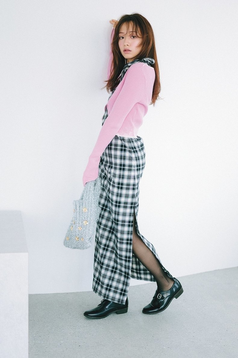 【画像・写真】 | 【痩せて見える服】着痩せテク別・コーディネート2025♡細見え＆脚を出さないスタイルUPアイテムやデニム・小物の選び方も！ | arweb（アールウェブ） | 大好きな人に ...