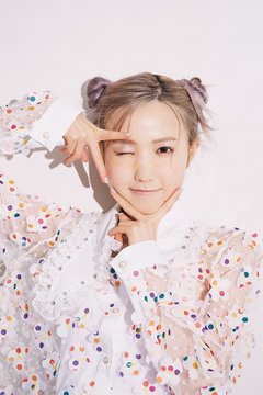 【画像・写真】 | AKB48・本田仁美、韓国で学んだスキンケアをたっぷり！まるでお人形なひぃちゃん♡ ar8月号【アカ抜け肌】まとめ | arweb（アールウェブ） | 大好きな人にモテる ...