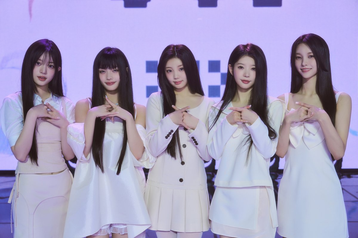 【画像・写真】 | LE SSERAFIM、NewJeansに続く3グループ目が誕生♡ 「HYBE」の末娘・ILLIT(アイリット)が3/25にデビュー！ アイドルとして生まれたてほやほやの ...