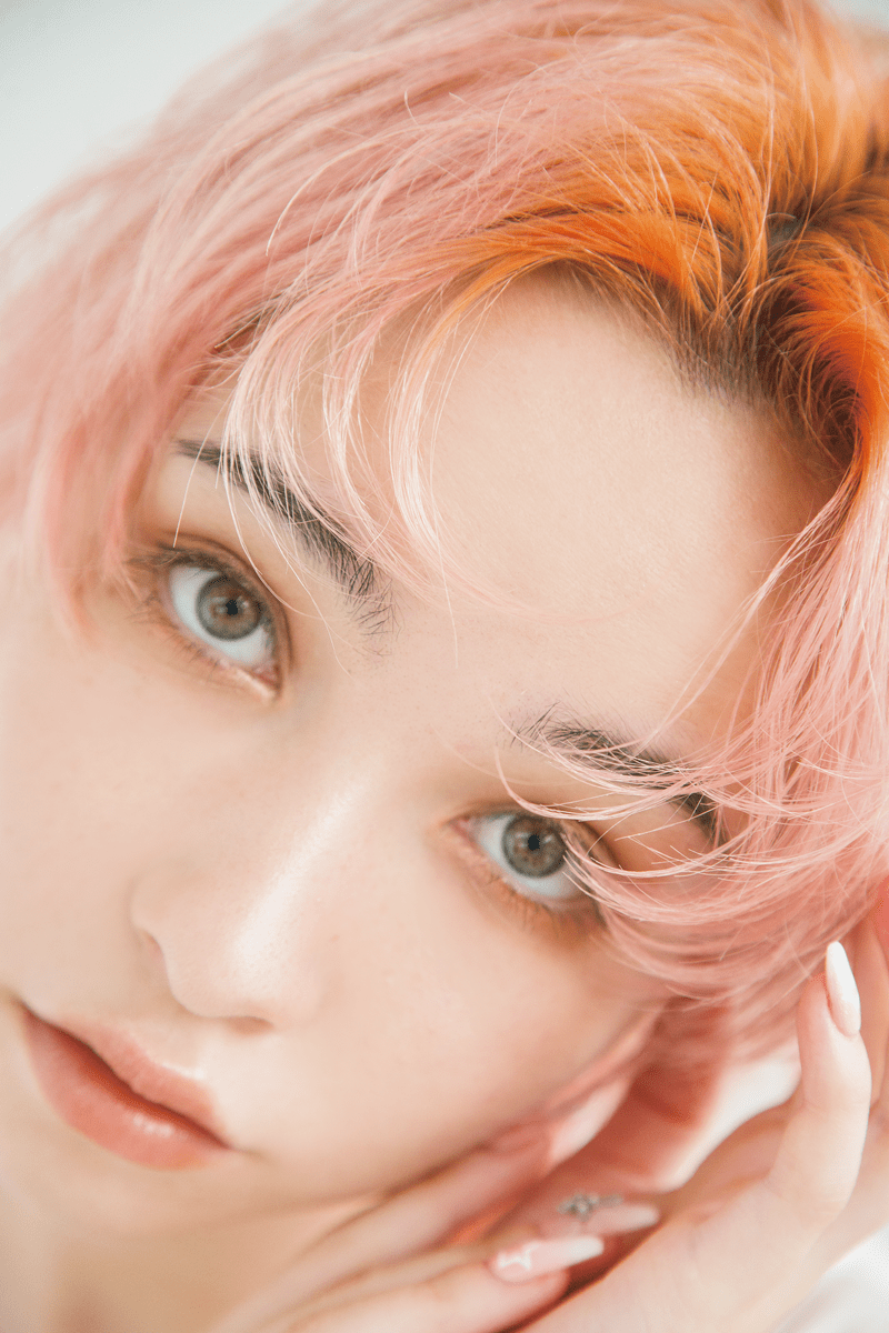 【画像・写真】 | 【ミディアム】大人こそPOPな遊び心カラーを楽しんで♡ | arweb（アールウェブ） | 大好きな人にモテるための髪型・メイク・ファッション情報満載！