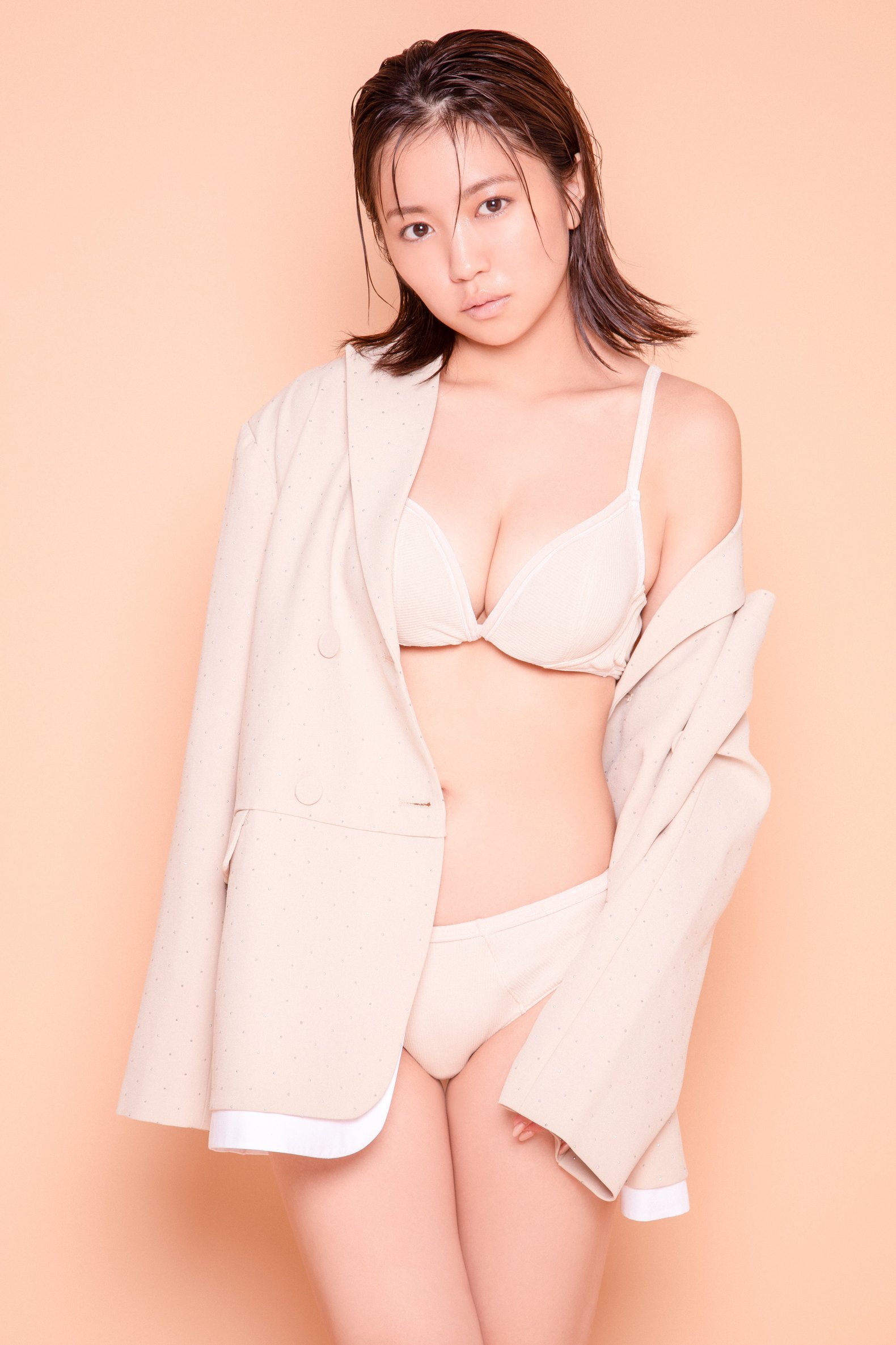 【arweb限定カット公開】大原優乃のカラダに迫る♡みんなが憧れるメリハリBODYの魅力をたっぷりお届け | arweb（アールウェブ）