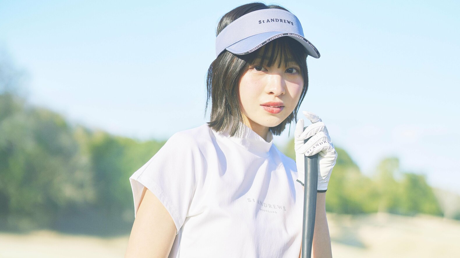 【ar golf】華奢見えが叶うゴルフシャツが嬉しい♡ ゴルフコーデはとことんお上品にしてみるのもアリ！ | arweb（アールウェブ）