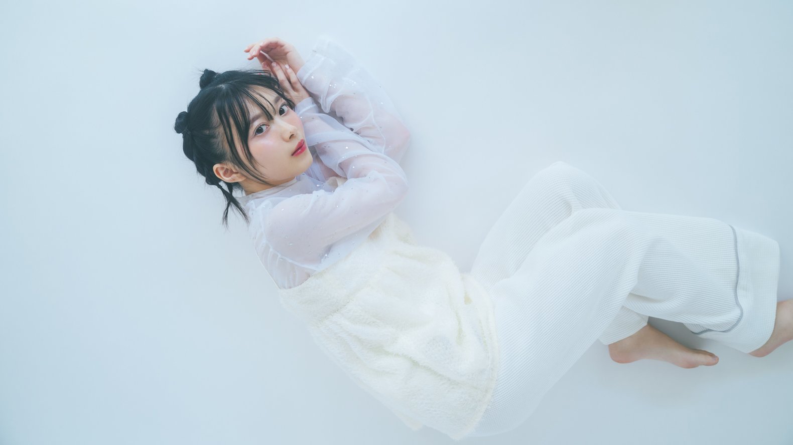 櫻坂46・森田ひかるが＂幸運の白い蛇＂に変身!?「櫻坂46の幅が広がった感じがして充実の一年」2024年の振り返りと2025年の抱負をお届け | arweb（アールウェブ）