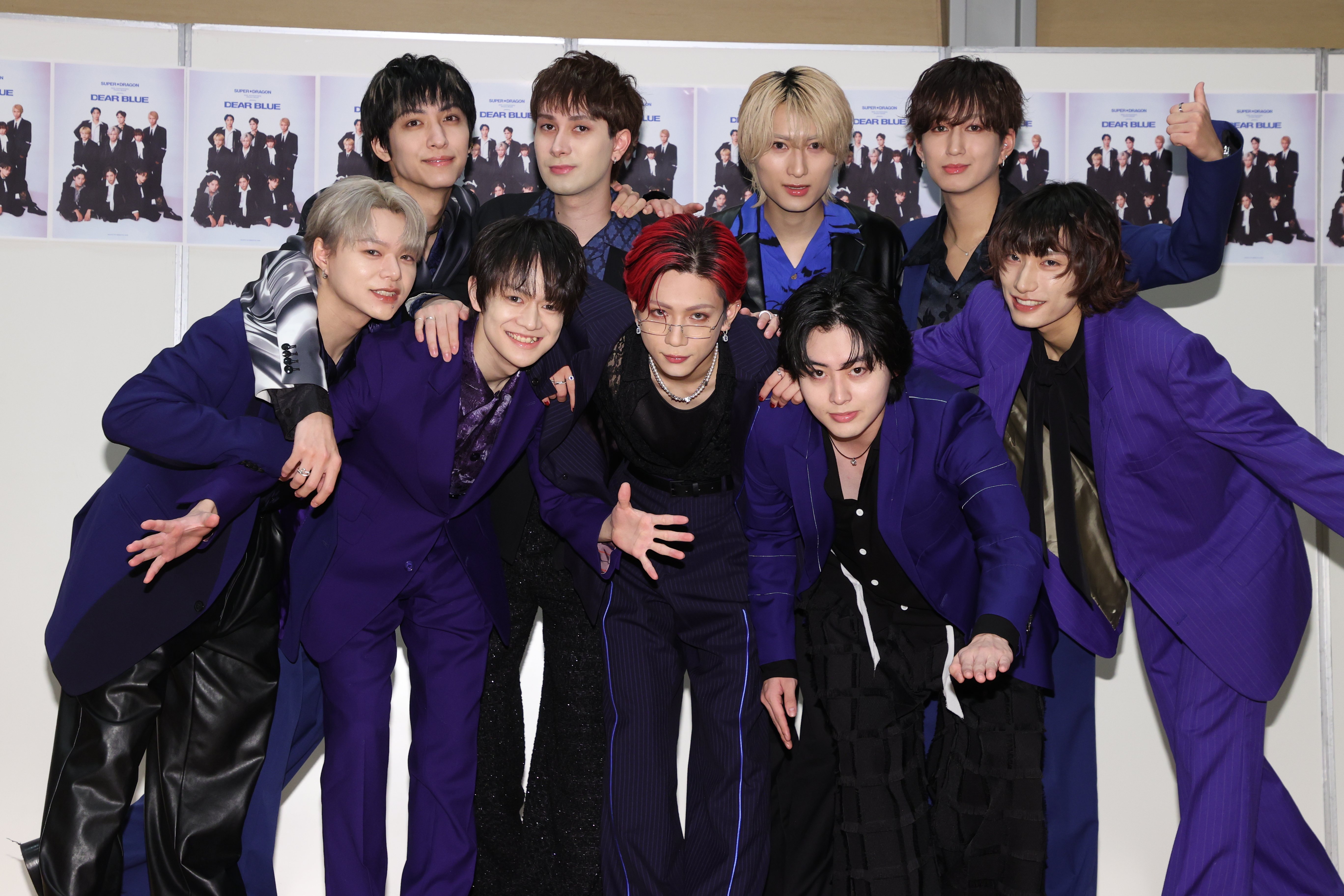 SUPER★DRAGON、写真集発売記念イベントを開催！「普段なら絶対に見せないような、ちょっと恥ずかしい部分も詰め込んだ写真集になっている ...